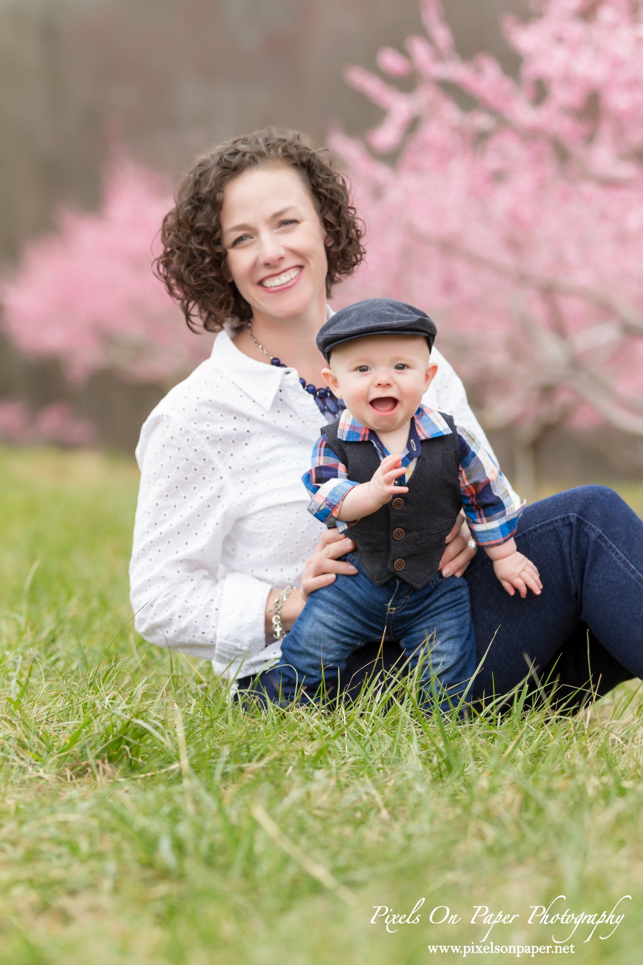 Parenting & Portraits of Love | pixelsonpaperblog.com